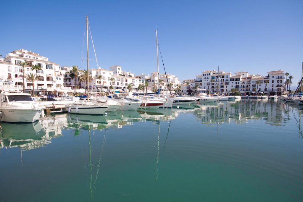 ESSENTIAL La Duquesa Tourist Guide: BEST Things to Do & See